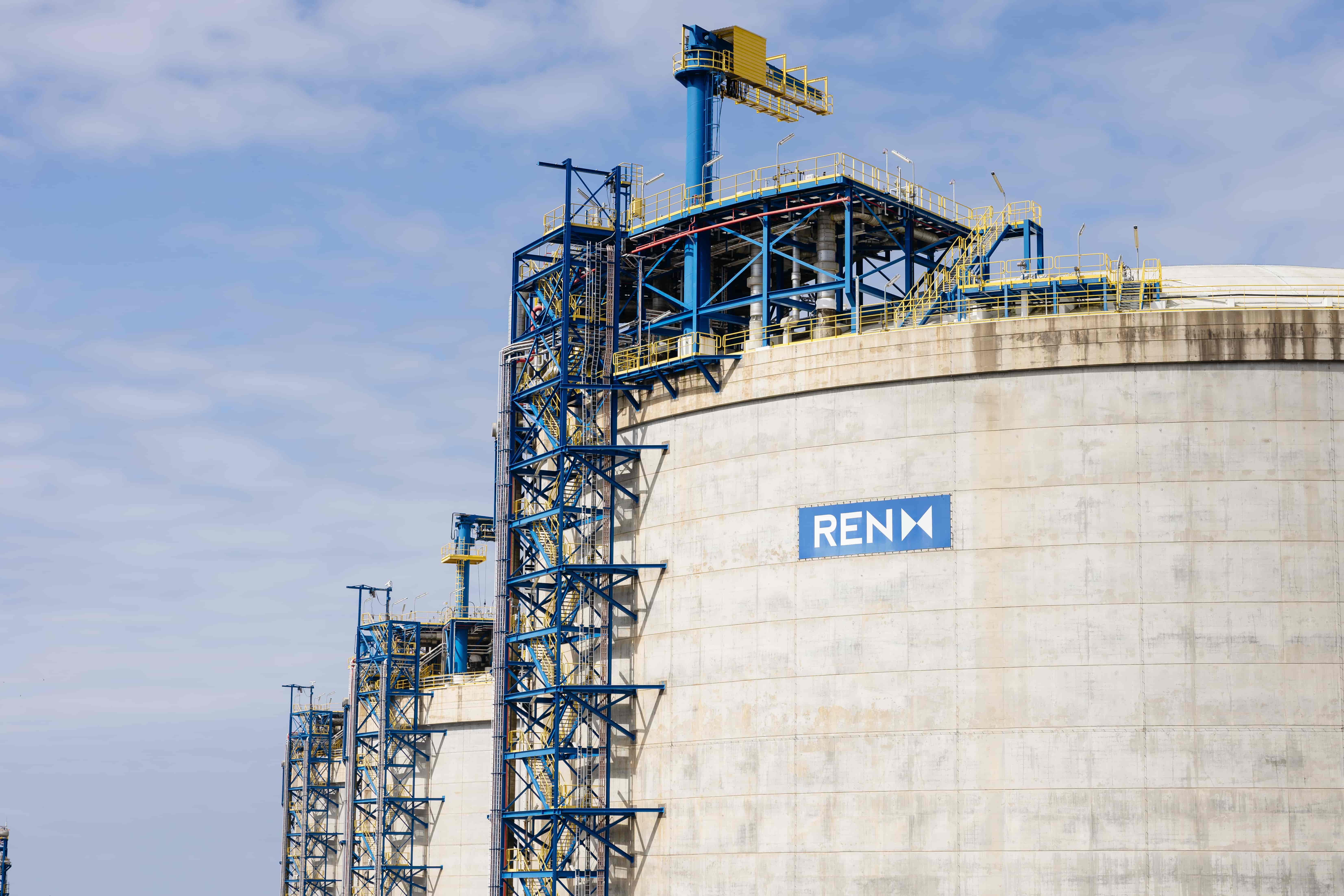 Sines LNG terminal achieves record share in Portugal's natural gas supply