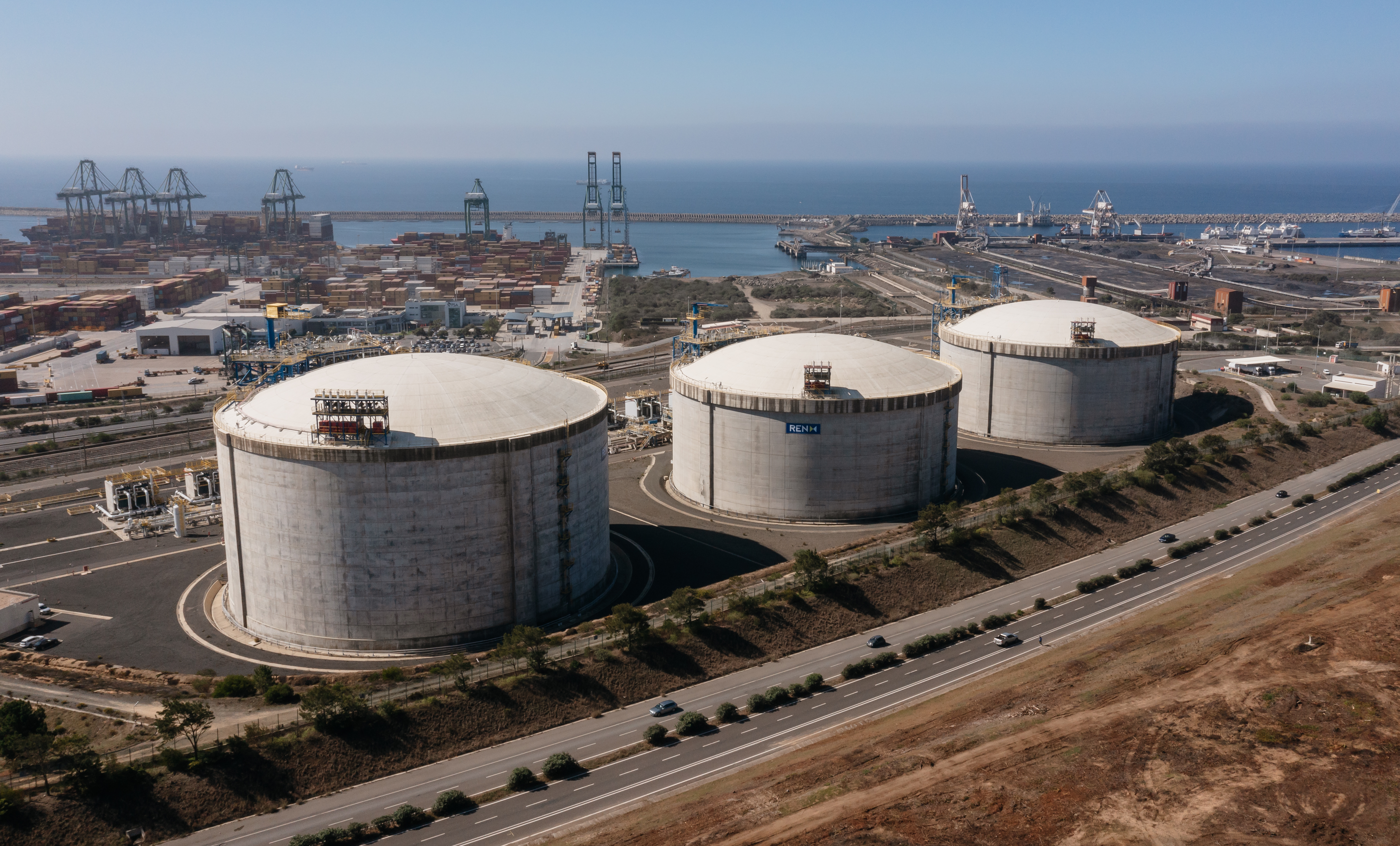 Sines LNG Terminal with record usage